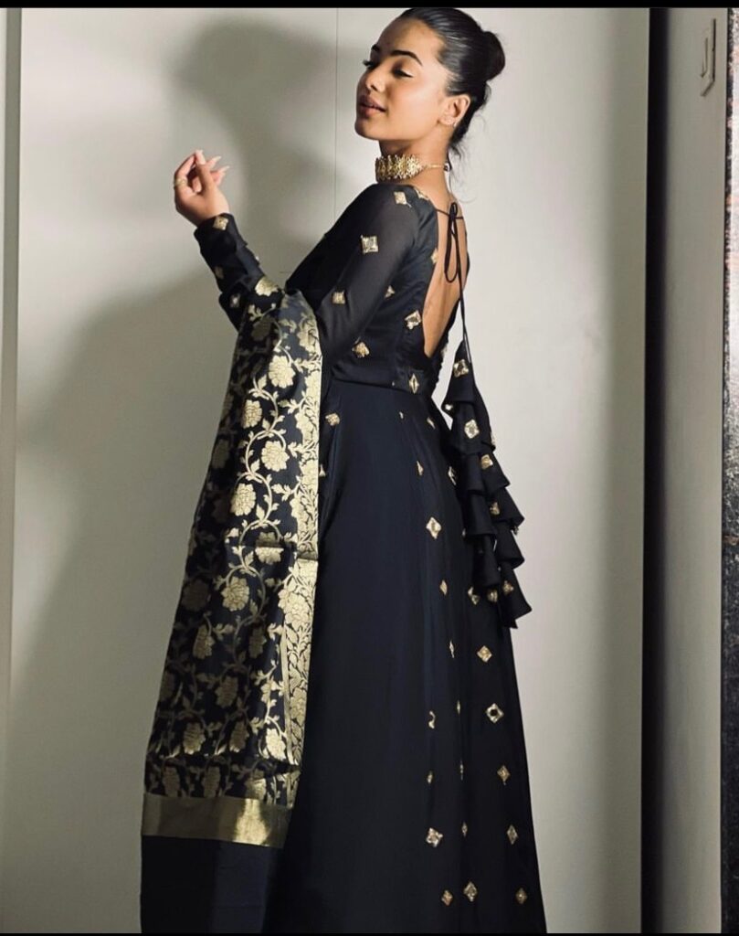 Isha Pearl Suit Set - The Clothing Rack