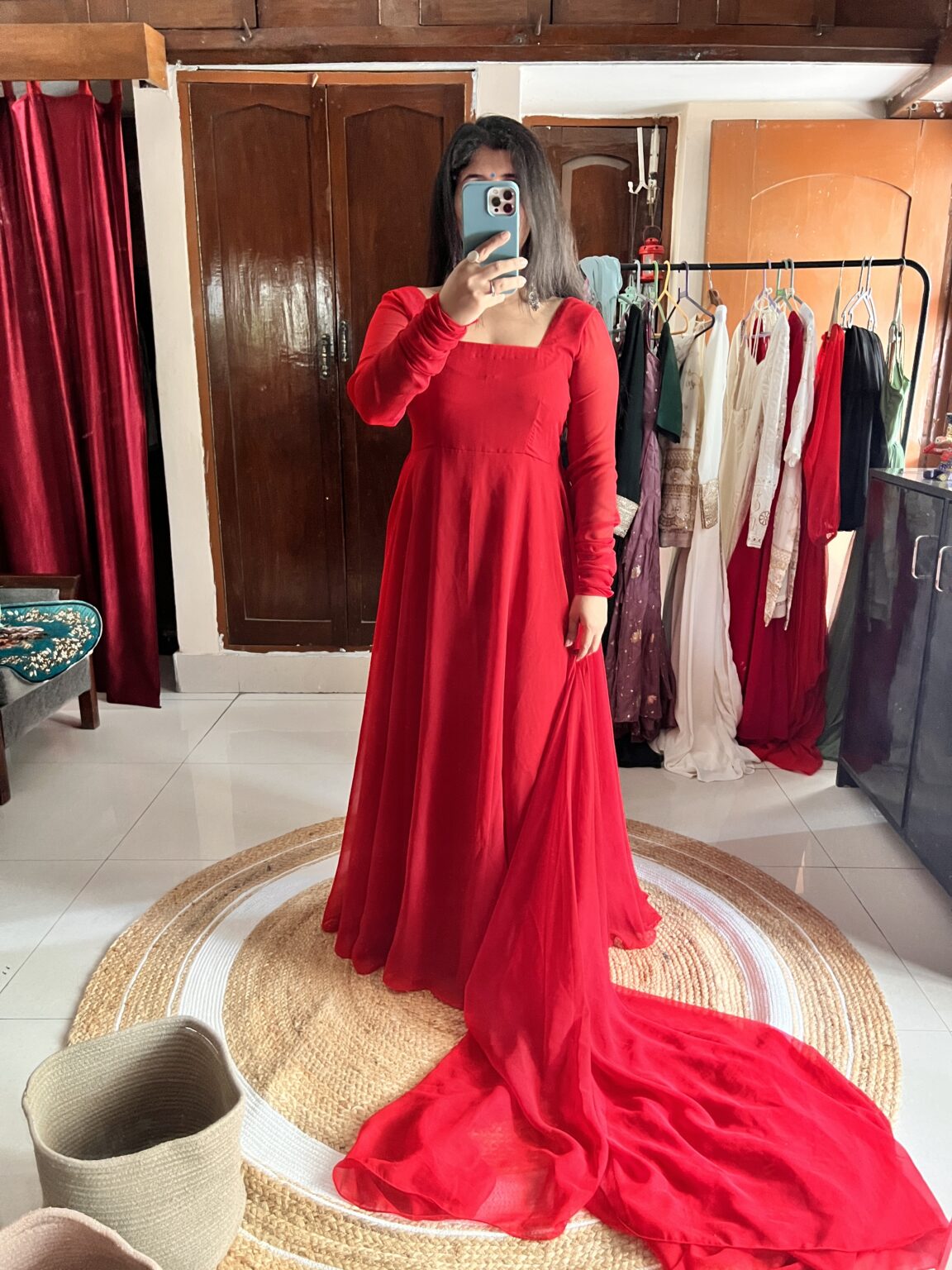 Kareena Iconic 90’s Suit – The Clothing Rack